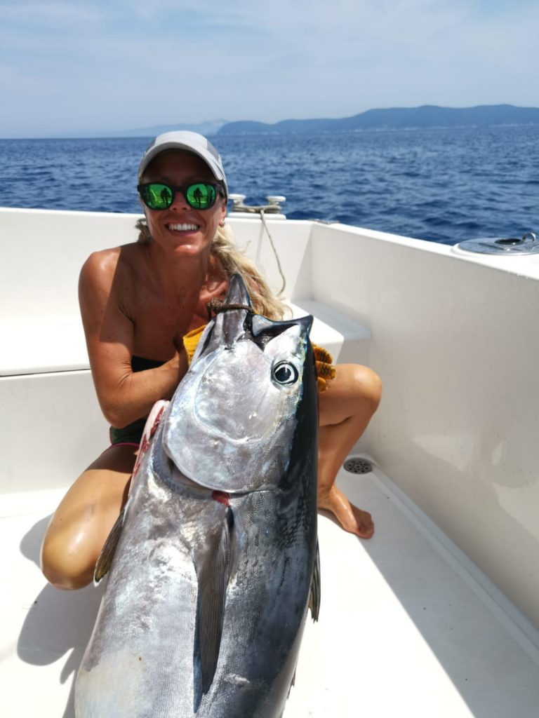 Tonno rosso in drifting - Centro di Pesca Arcipelago Toscano | Centro ...